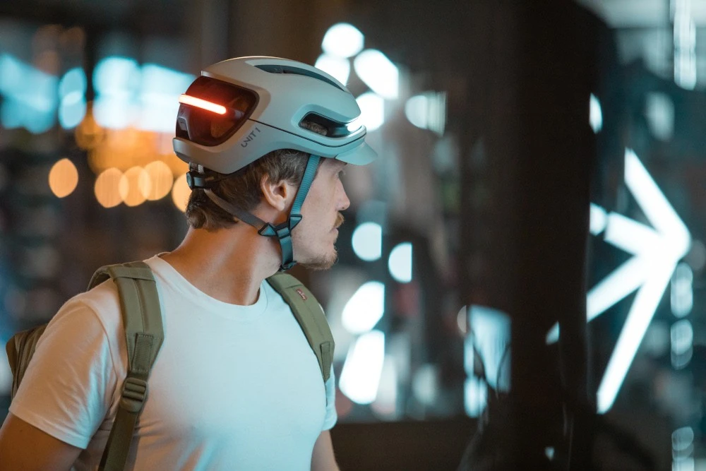 AURA Mips Smart Helmet /Medium/ Stingray AURAMIPSMSTINGRAYV1 #164
